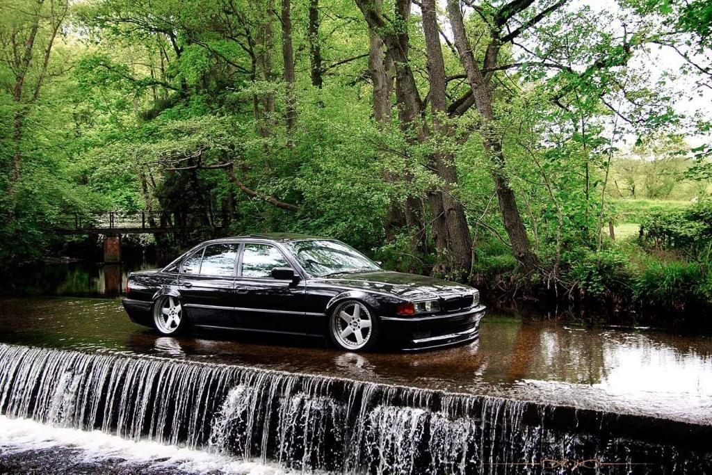 BMW E38 | Baggedparts